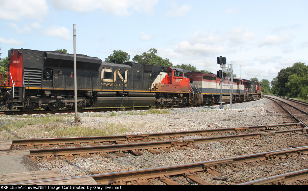 CN 2293, BCOL 4624 & CN 8867